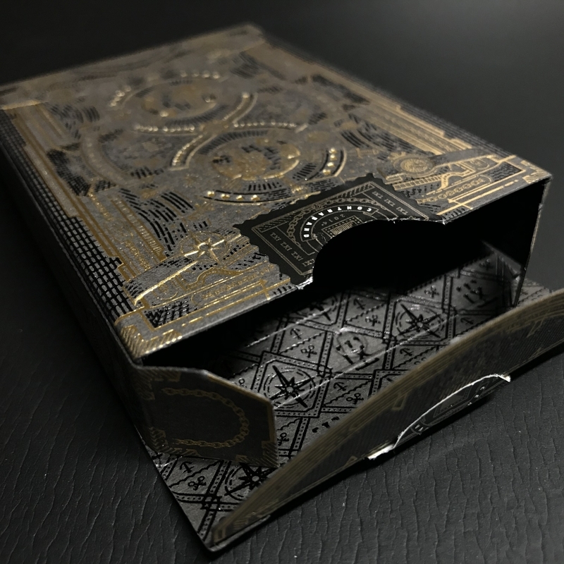 Deck Review 2021 #08：Contraband Playing Cards （Theory11/USPCC ...