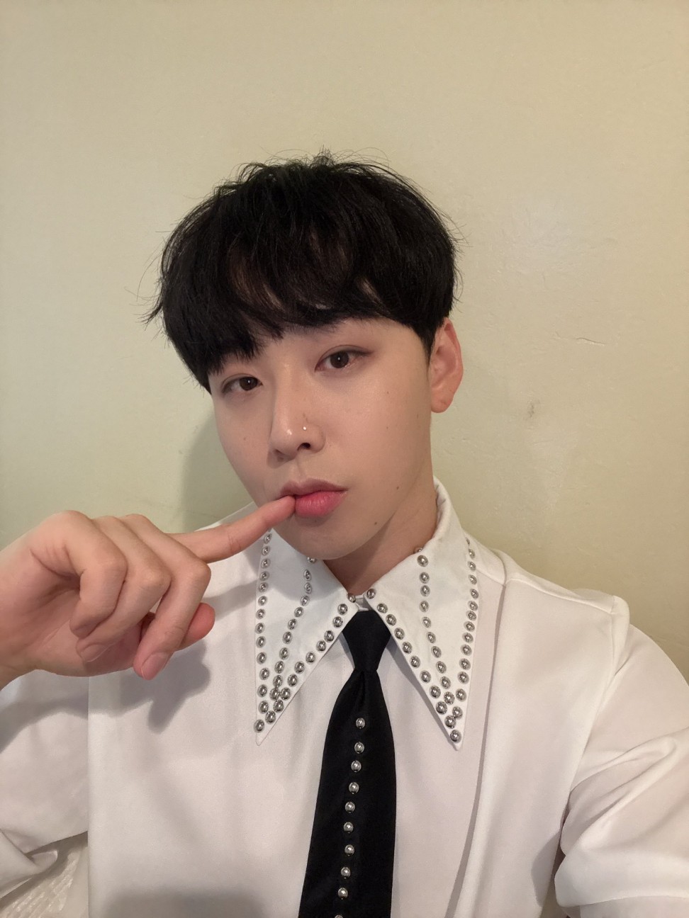 12/5 ウシク＆ソル＆ソニのX＆インスタ＆インスタストーリー写真は〜 - 『CODE-V三昧』から『MIDNIGHT DRIVE』『SANGWOO』『HADY』三昧ブログ