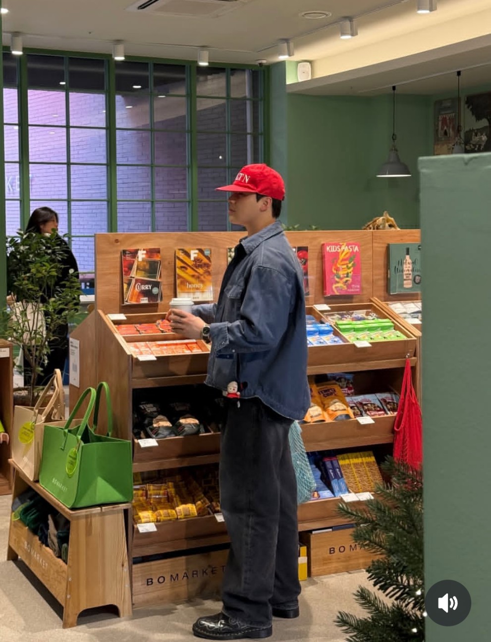 1/16 ウシクのインスタ＆インスタストーリー写真は〜 - 『CODE-V三昧』から『MIDNIGHT DRIVE』『SANGWOO』『HADY』三昧ブログ