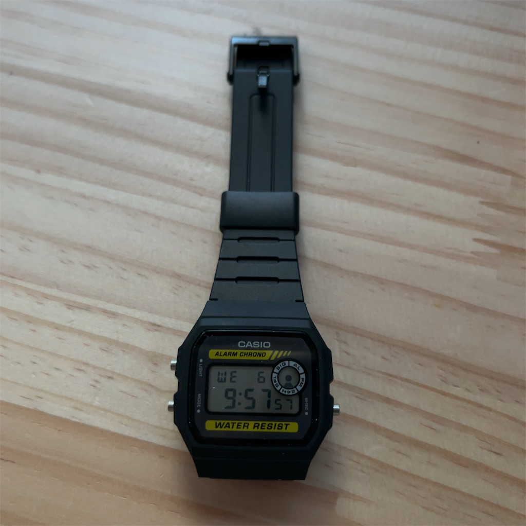 チプカシ（チープCASIO） F-84W-1QJHとF-94WA-9JHを買ってみた。 - ブログときどきオトン