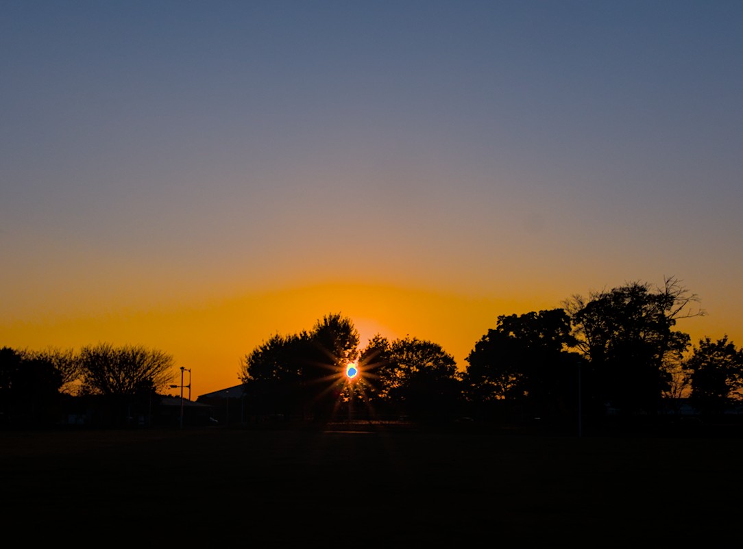 研究学園前公園の夕陽～つくば市とその周辺の風景写真案内（952） - computer_philosopher’s diary