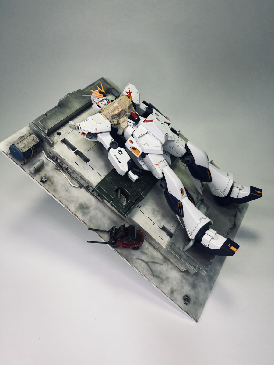 エントリーグレード νガンダム製作完成 Entry Grade Nu Gundam paint and build - digital ...