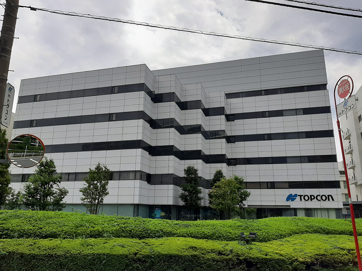 レンズシャッター式一眼レフ『TOPCON UNI』 - フォト・ディレッタント
