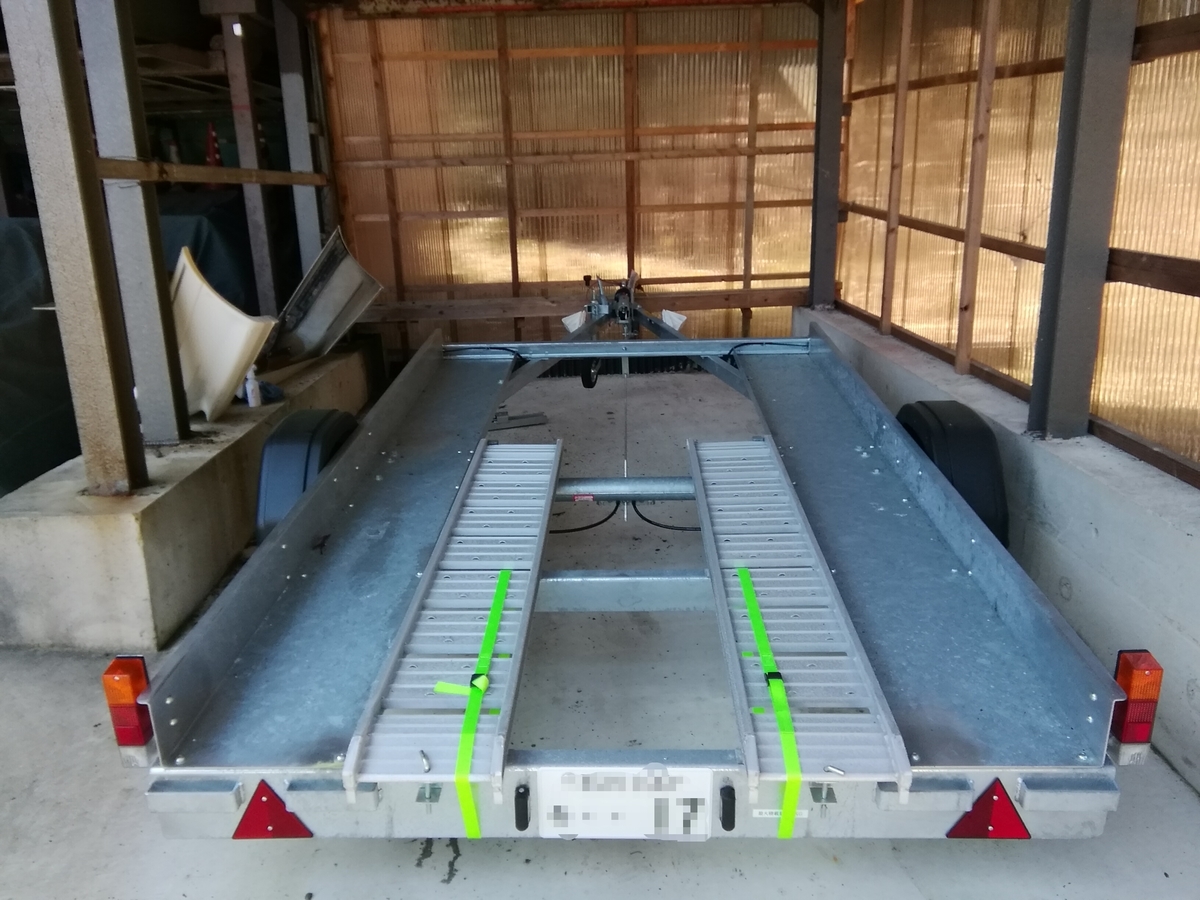 ウェスト トレーラー W76&ワイド オプション取り付け - オープンロード