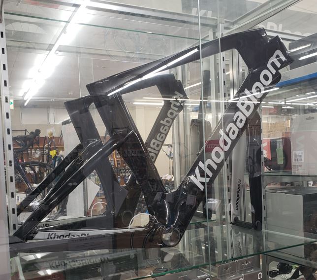 トライアスロン向けSTRAUSS TRI FrameSet - コーダーブルームショップ東越谷店・稲城店