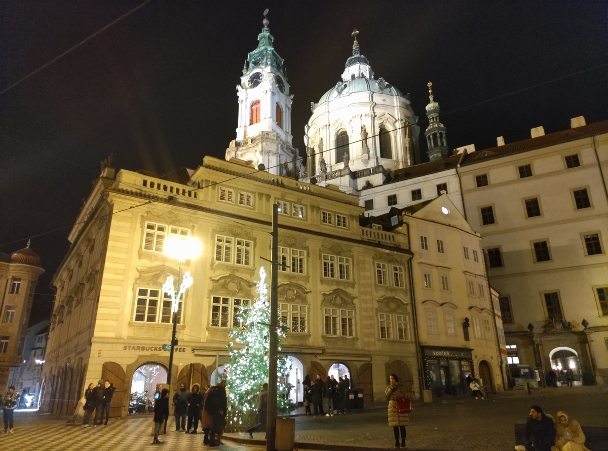 ヨーロッパ周遊のお供に！MewfiのSIMカード「Three」を使った感想 - 世界の町で朝メシを喰う