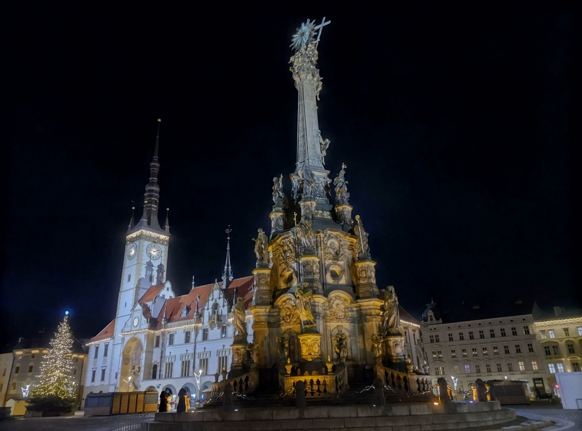 ヨーロッパ周遊のお供に！MewfiのSIMカード「Three」を使った感想 - 世界の町で朝メシを喰う