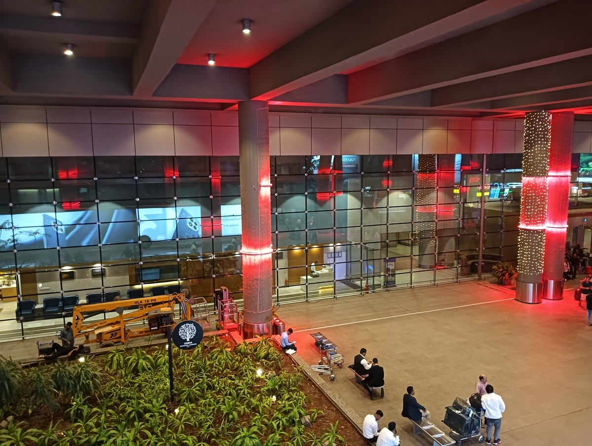 【搭乗記】TG318便：ムンバイ→スワンナプーム/TG676便：スワンナプーム→成田(タイ国際航空) - 世界の町で朝メシを喰う