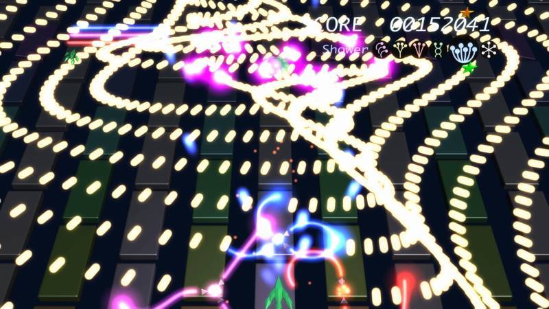 PS4「Prismatic Solid」レビュー！眩い光が溢れるフォーメーションシューティング！意外と王道な作り？ - 絶対SIMPLE主義