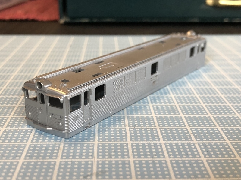 再塗装 TOMIX 2110 EF30形電気機関車 - 「大体」で楽しむ鉄道模型