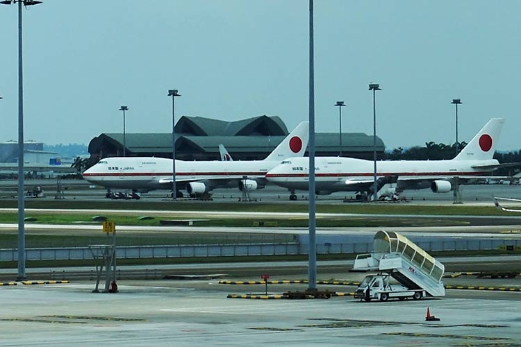 ANA ビジネスクラス搭乗記 NH886 クアラルンプールから羽田へ - 弾丸トラベルは怖くない!