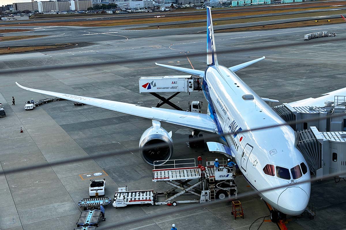 【ANAプレミアムクラス搭乗記】78Gの32便 - 弾丸トラベルは怖くない!