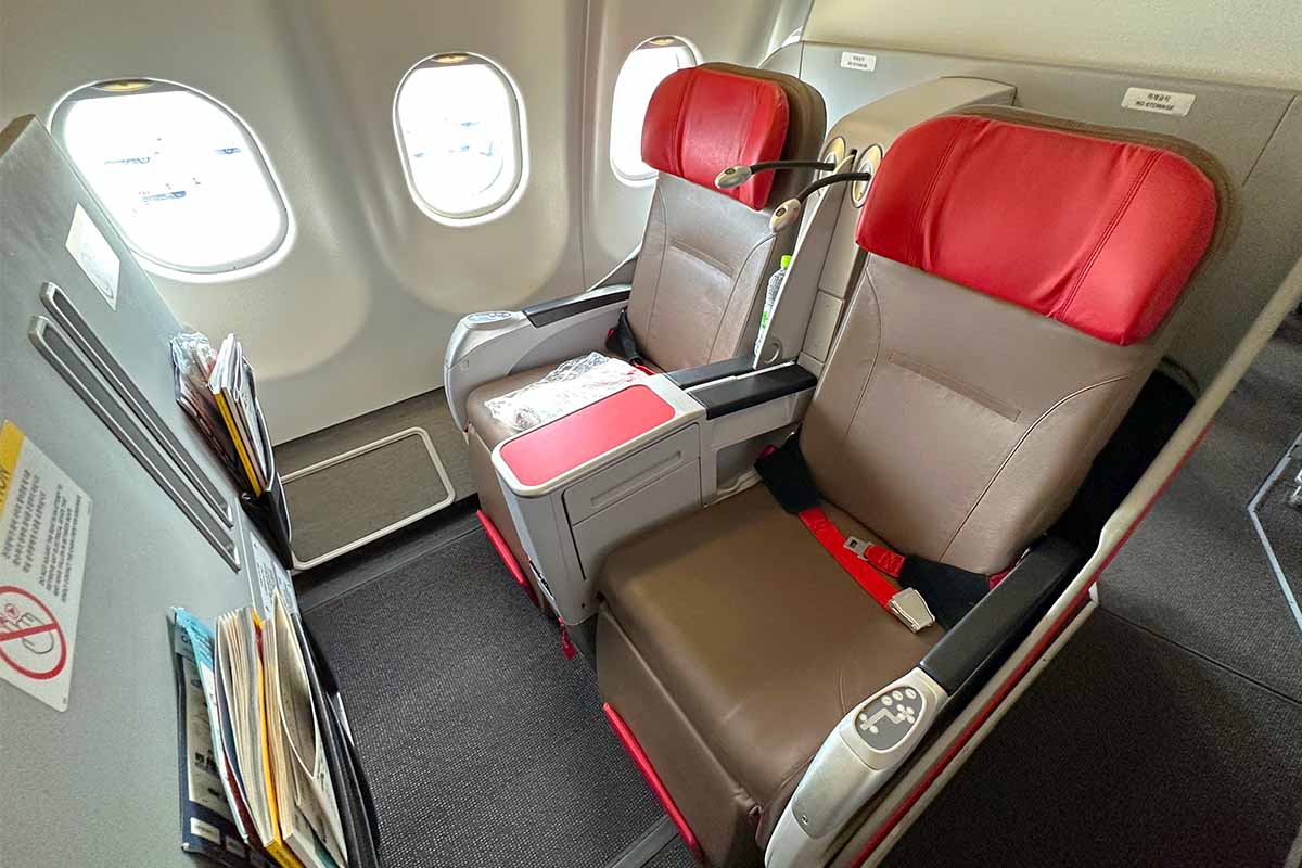 ティーウェイ航空 ビジネスクラス搭乗記 A330の価値があるか - 弾丸トラベルは怖くない!