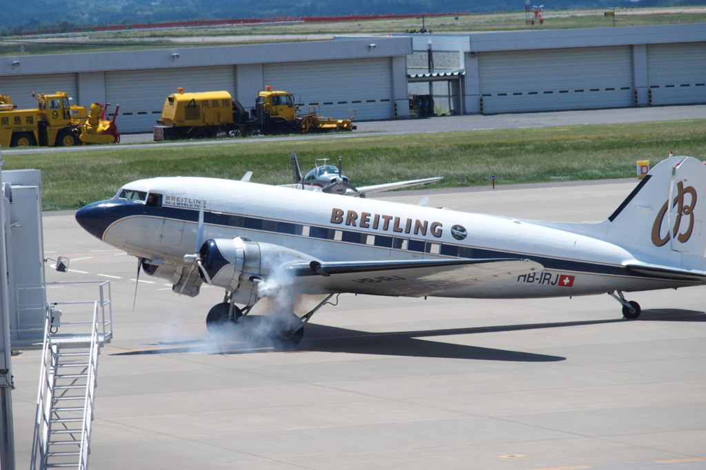 福島空港にDC-3を観に行く - がちゃこん！