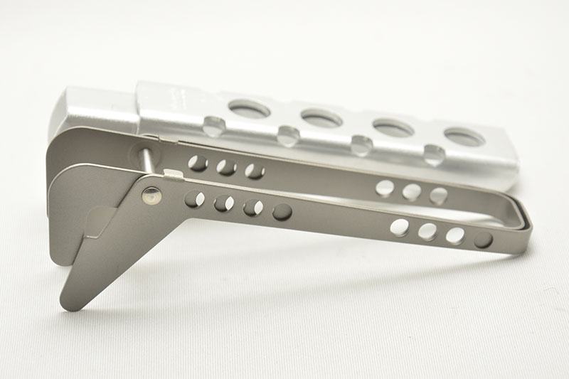 熱くならないポットリフター：VARGO Titanium Pot Lifter - 播磨の山々