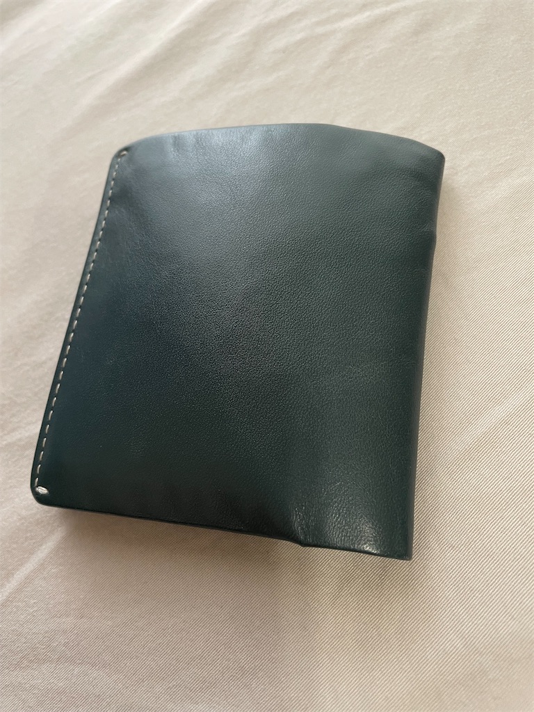 Bellroy 財布の経年変化 - 手帳の湖