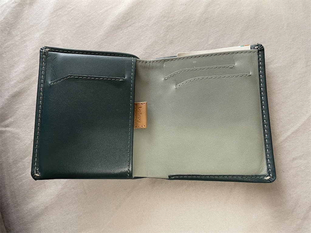 Bellroy 財布の経年変化 - 手帳の湖
