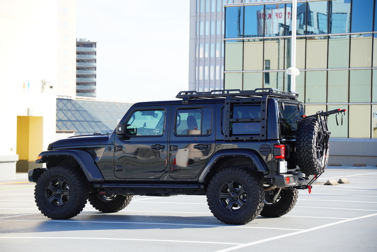 【ラングラーJL】サイドラダー付きルーフラックつけてみた(スクランチ製) - じーあーるえす184