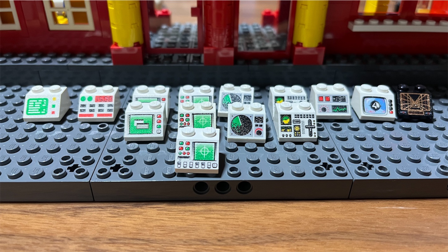 LEGO(レゴ) #2150 トレインステーション（赤い駅） 1996年発売のセットの再現を試みました。 - イマサラ金銭管理