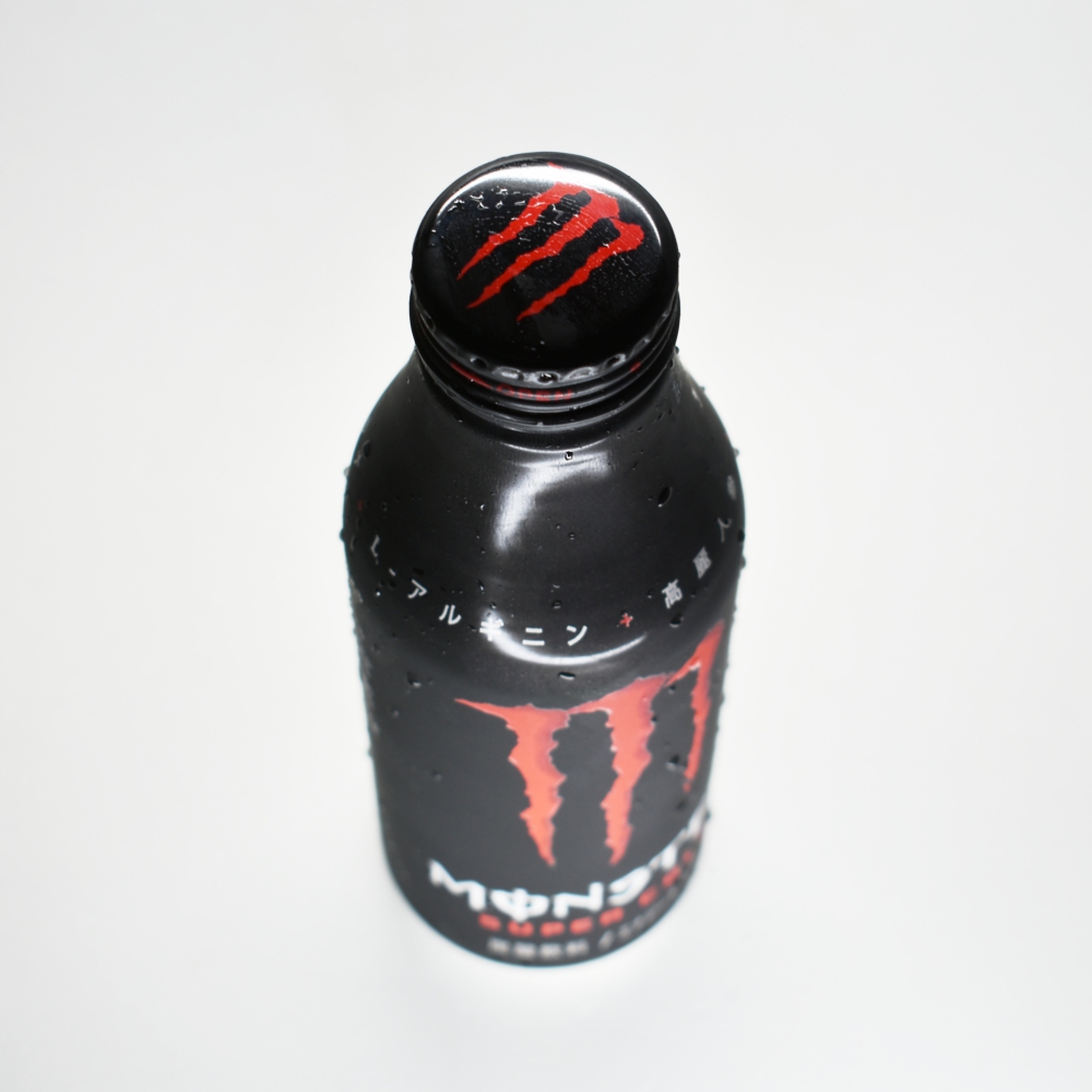 二日目のコーラ味「モンスター スーパーコーラ」の評価が分かれる理由とは？ - ソフトドリンクの鉄人