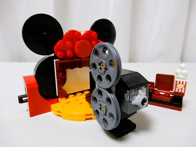 【LEGO】40600 ウォルト・ディズニー・カンパニー創立100周年トリビュートモデル - 小さな世界