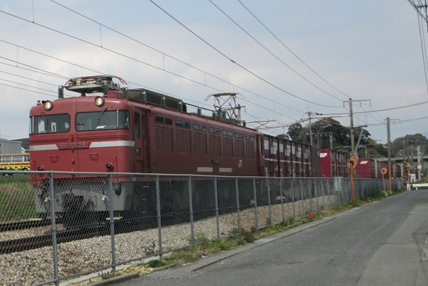 EF81 406は復帰出来るのか？踏切事故から復帰した303号機との差なども踏まえて考える - てつとおの鉄道新ブログ