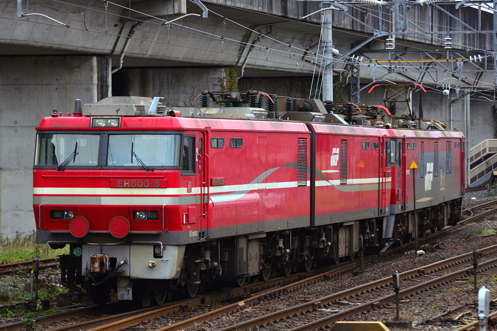 EH800-8 東芝入場 - "N" Train pictures