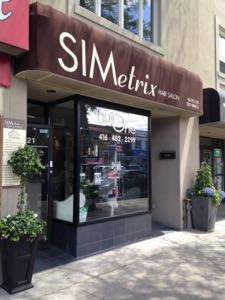 SPICE系回路シミュレータSIMetrixと完全同一名の美容室です。 - トロントで出会った英単語を調べました。