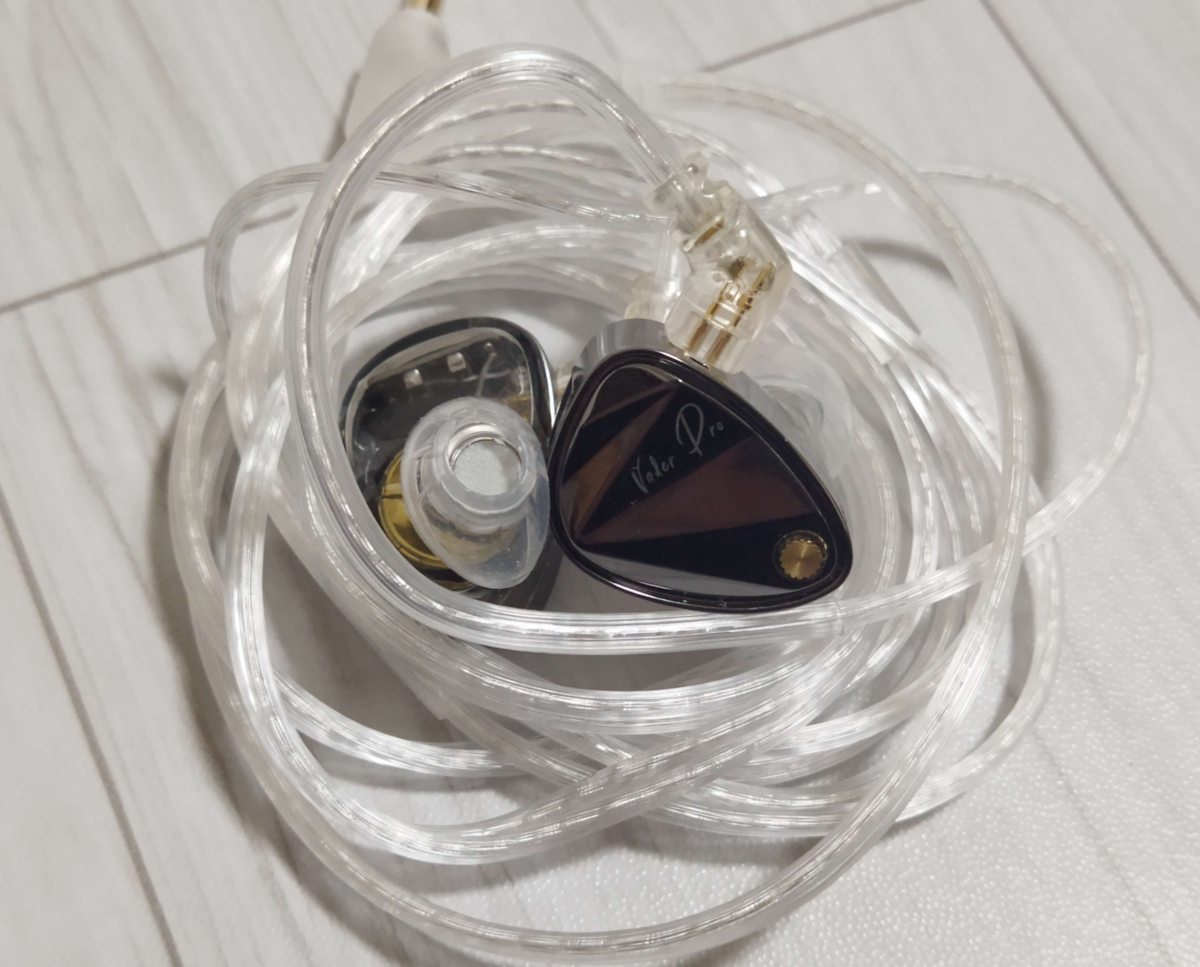 #れいんのレビュー★6 (with LS01)：『 KZ Vader Pro 』 KZの進化は止まらない！音質を突き詰めた、kzの傑作イヤホン (By れいん) #PR KZ - ゆるふわ ...