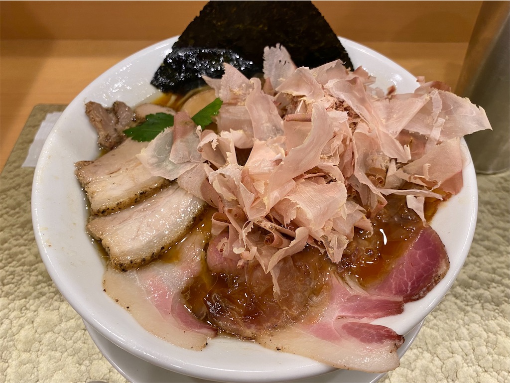 難波 ラーメン🍜 なにわ麺次郎 - erieriのまいにち