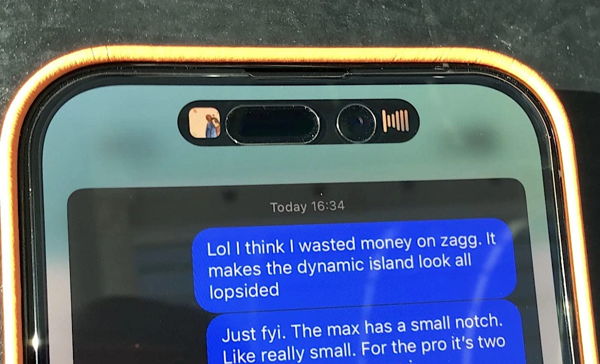 iPhoneの「ピンホール化」はiPhone16か？ それともiPhone17か？ - カスタム/CUSTOM/でいこう😎