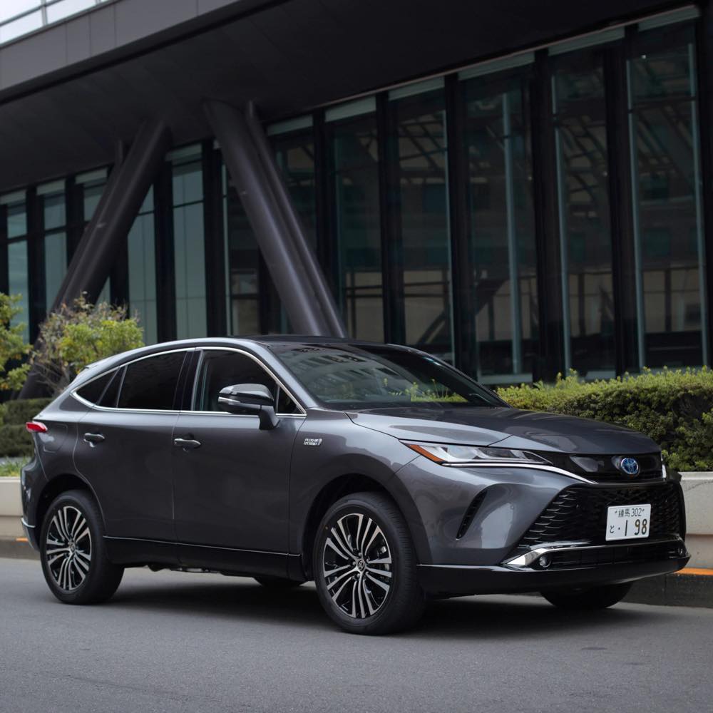 トヨタ・ハリアーPHEV。真の“都会派”へと進化した、最上位グレードの実力 - EV DAYS | EVのある暮らしを始めよう