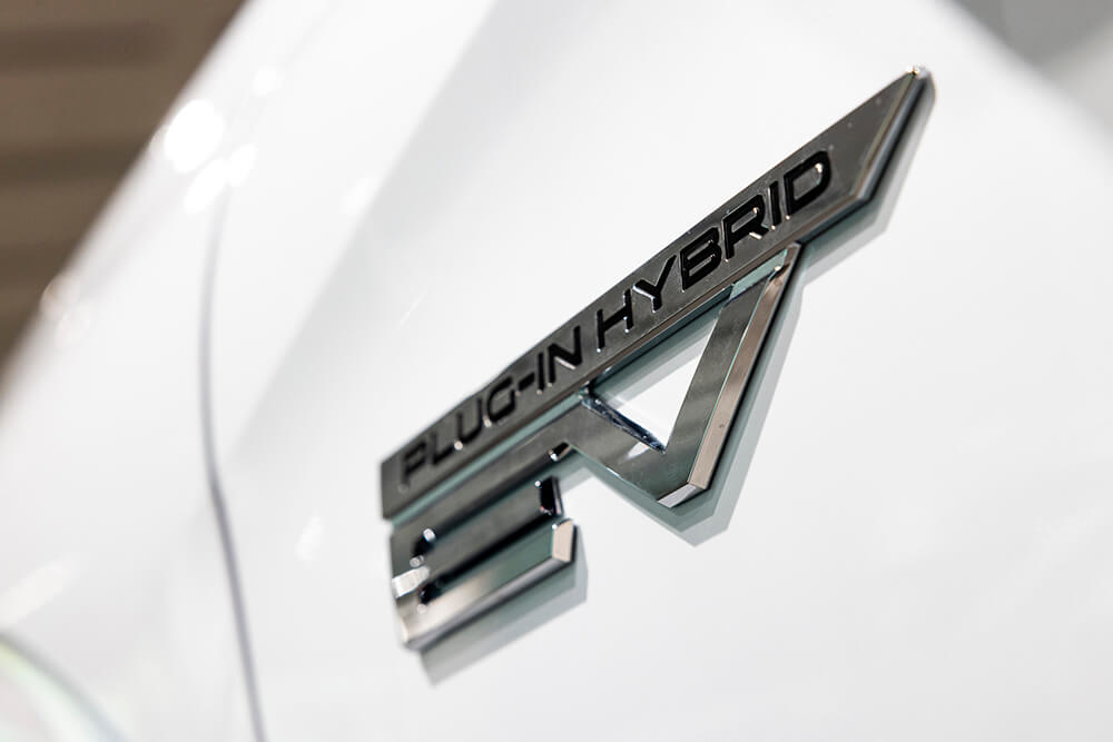 エンジンとモーターを併用するPHEV。どんな使い方をするのが効率的？ - EV DAYS | 東京電力エナジーパートナー