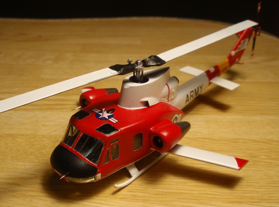 Bell Model 533 - スケールBOX