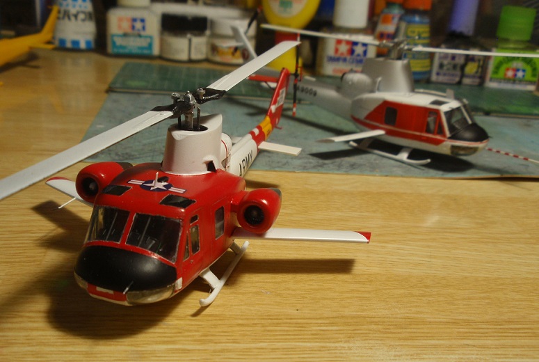 Bell Model 533 - スケールBOX