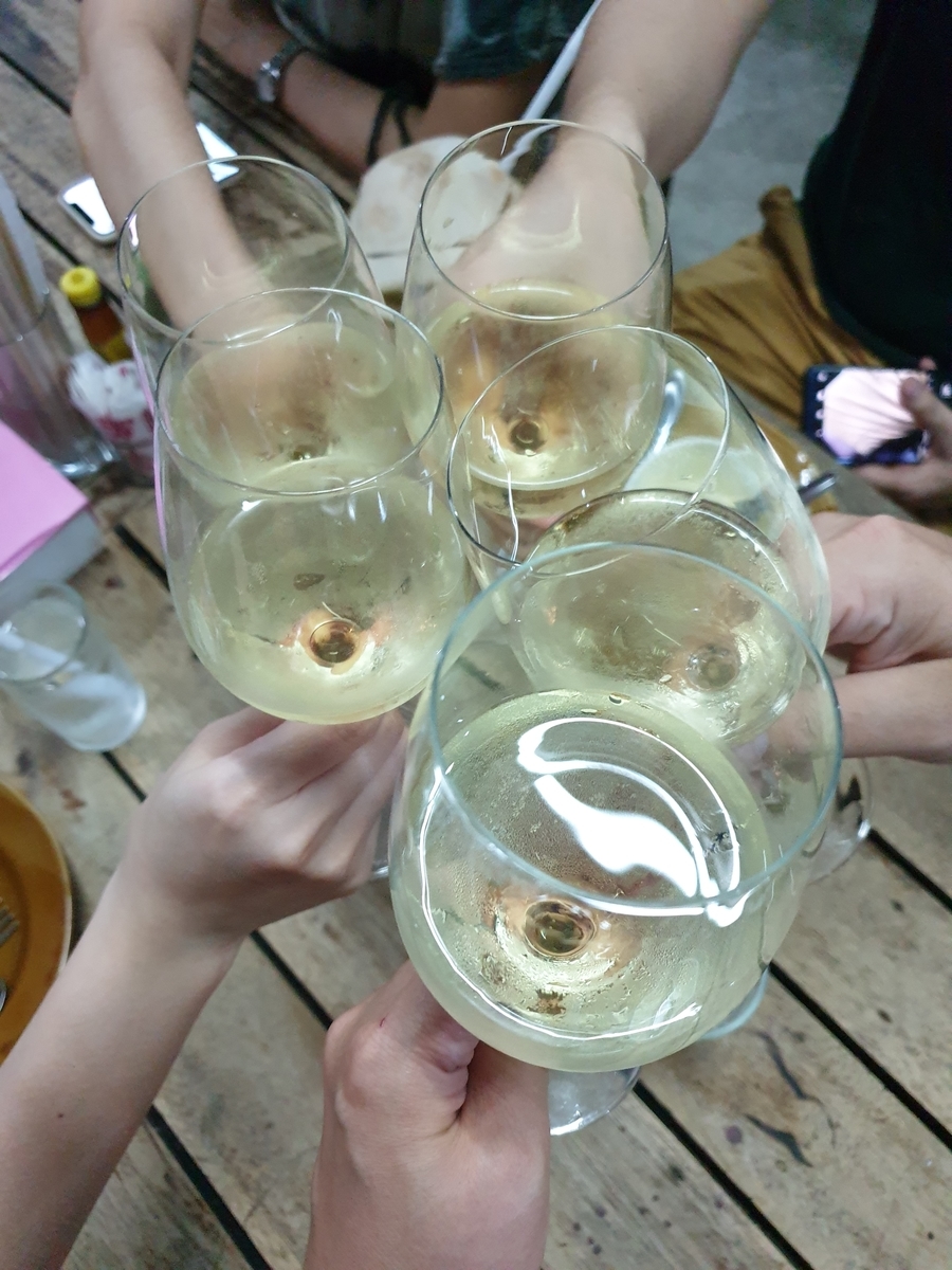 サムイ島 お勧めレストラン「Pichet Restaurant」で午後9時過ぎの晩餐 - 半分青くて半分タイ