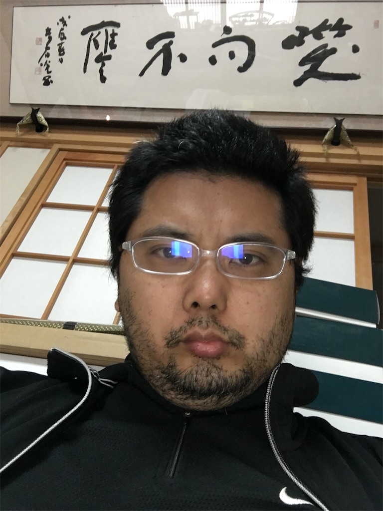 東 俊作 セルフィー写真集。 - fatimariaの日記