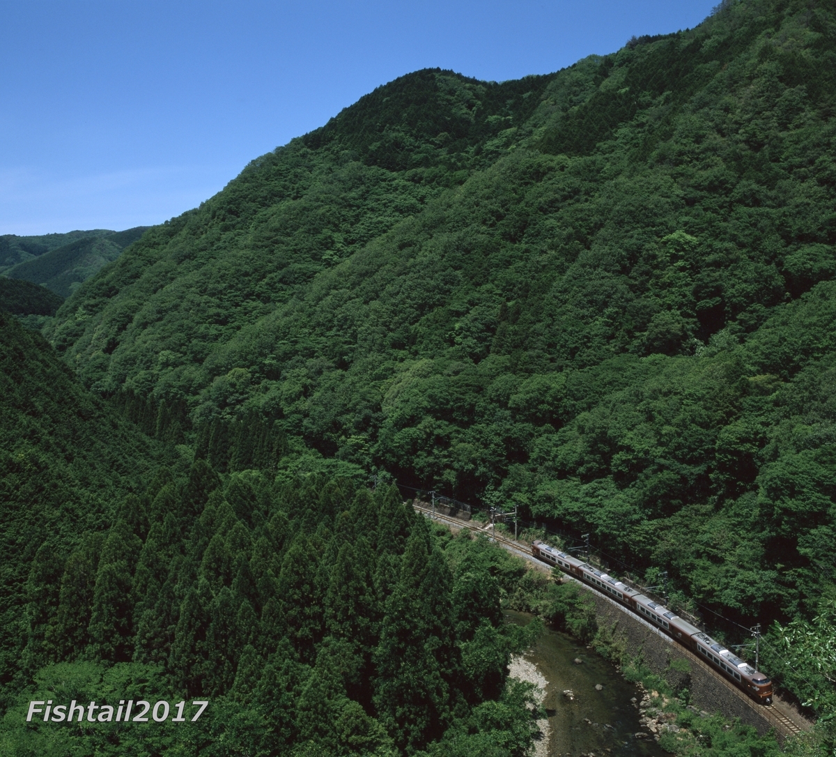 2024年5月下旬 1日目 伯備線 PENTAX 67＆D850での撮影 - fishtail2017 ～遠くても…空とこの道出会う場所へ～