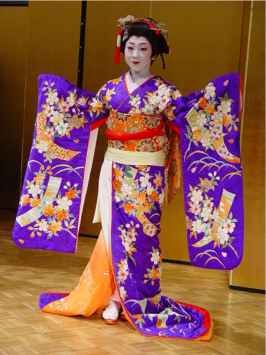 From Japanese to Western Dress - Takemoto Fumiki's fashion diary