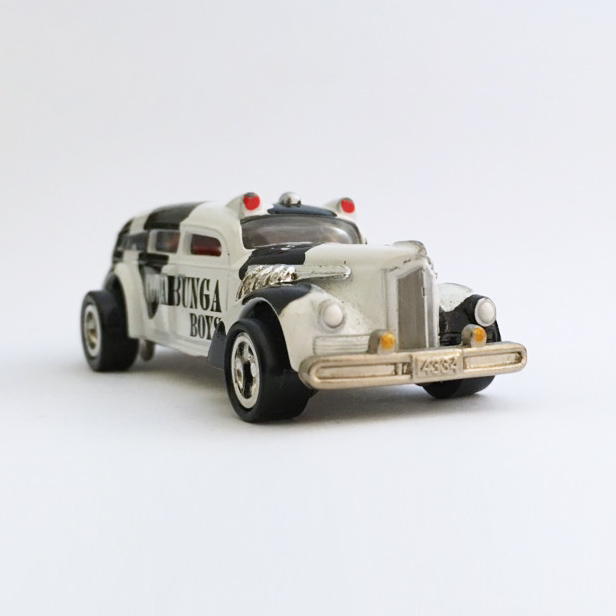 COWABUNGA BOYS CAR - 増えすぎたミニカーに愛を捧ぐ