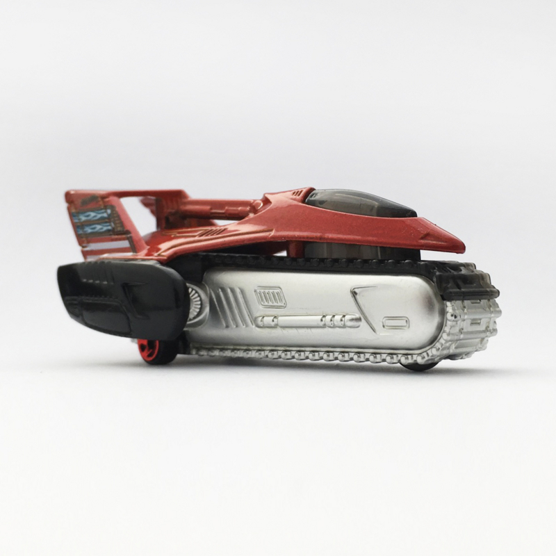 TREAD AIR - 増えすぎたミニカーに愛を捧ぐ