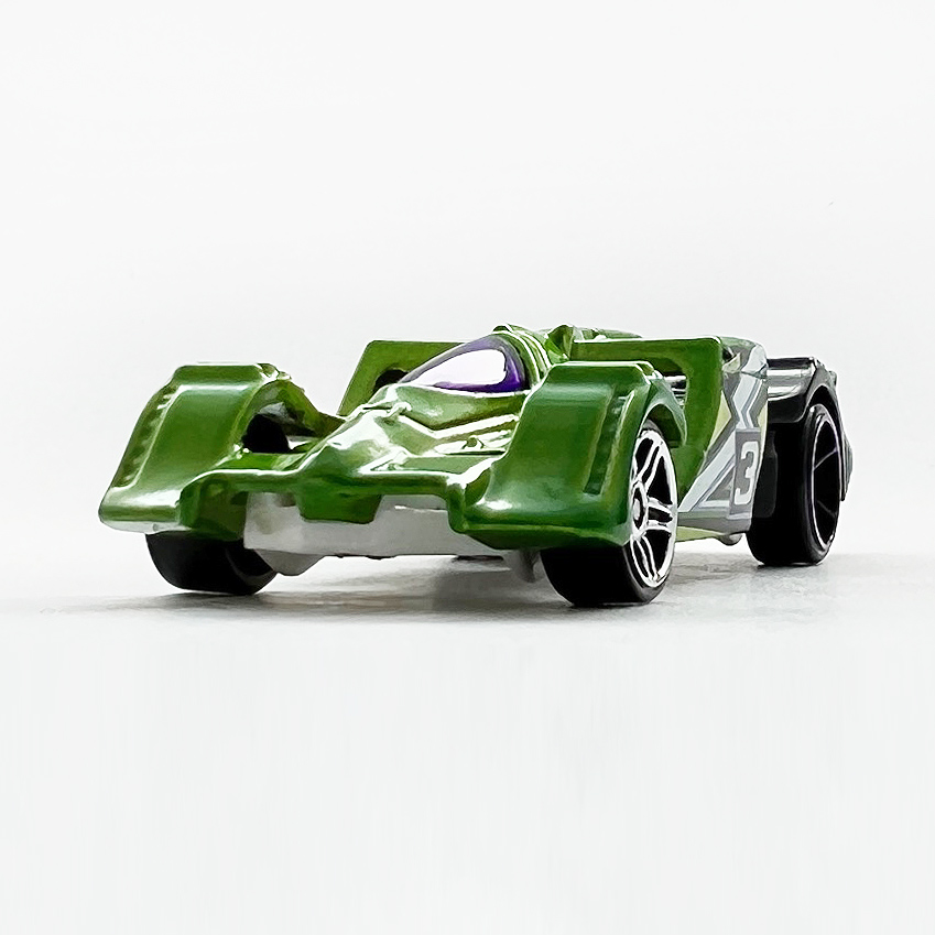 EPIC FAST - 増えすぎたミニカーに愛を捧ぐ