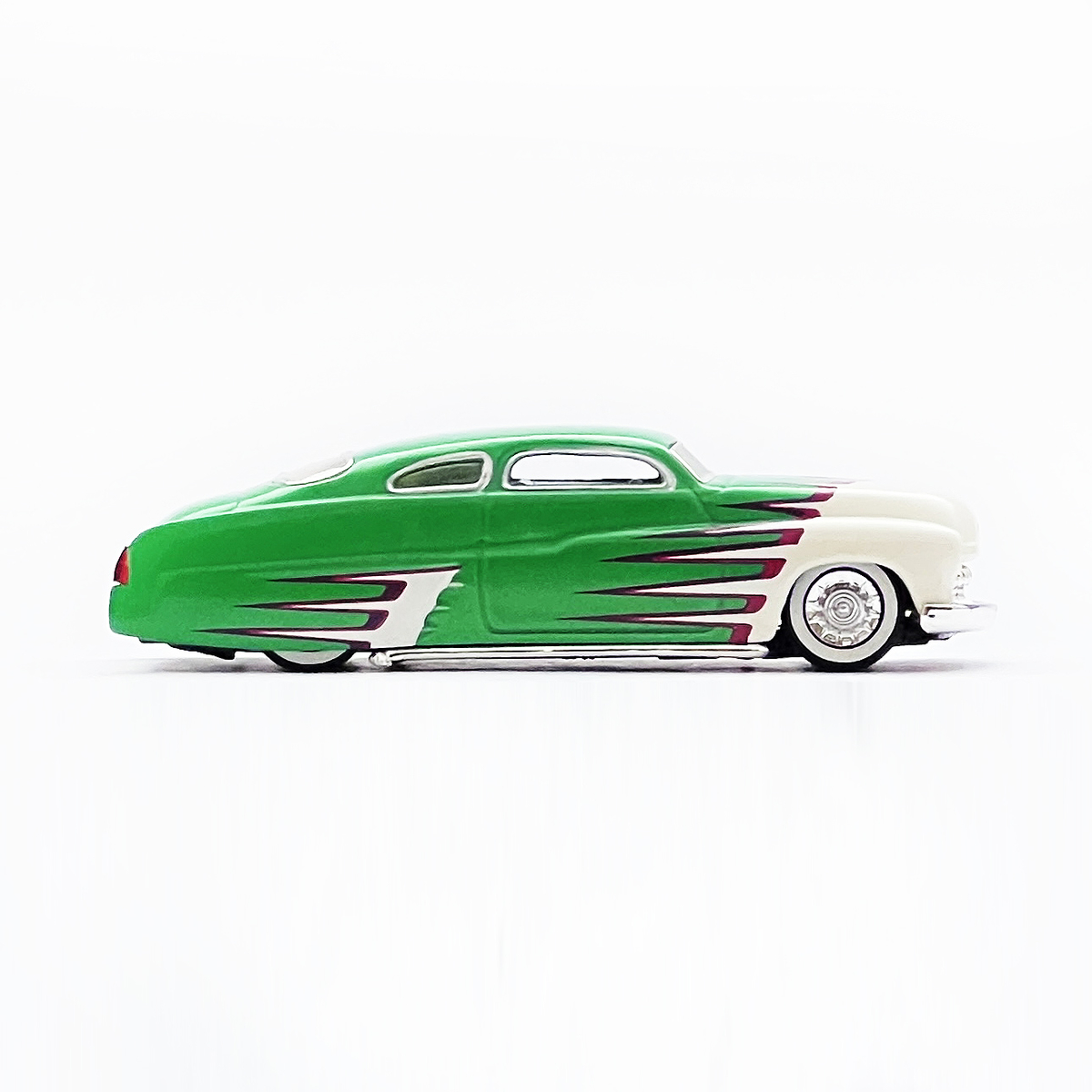 '49 MERC "CUSTOM" - 増えすぎたミニカーに愛を捧ぐ