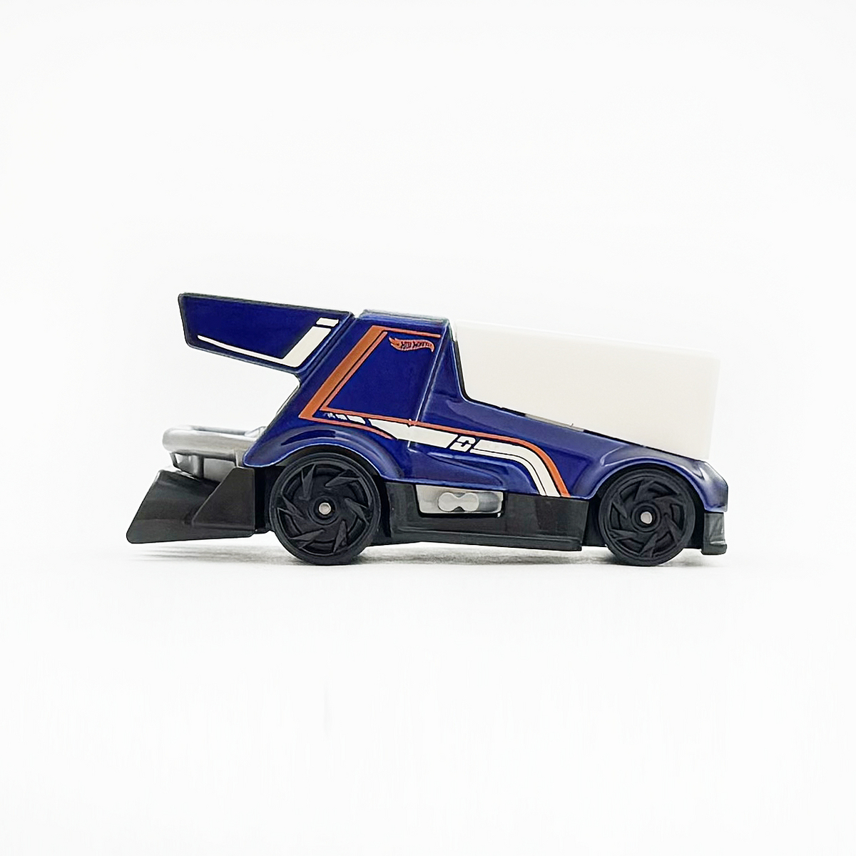 RINK RACER - 増えすぎたミニカーに愛を捧ぐ