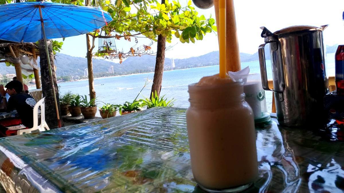 プーケット・パトンビーチ近くの安くておいしいおすすめタイレストラン☆Kalim Rim Lay【絶景】 - フーフィーのプーケットとイタリアと犬