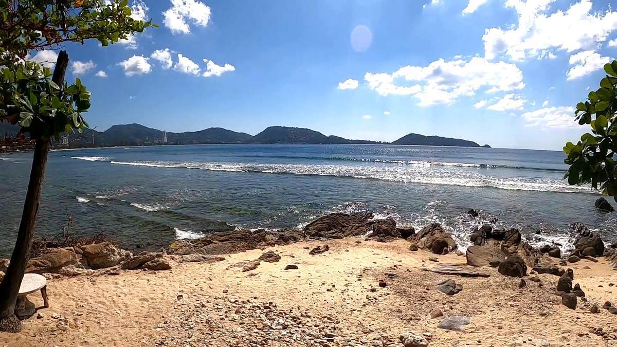 プーケット・パトンビーチ近くの安くておいしいおすすめタイレストラン☆Kalim Rim Lay【絶景】 - フーフィーのプーケットとイタリアと犬