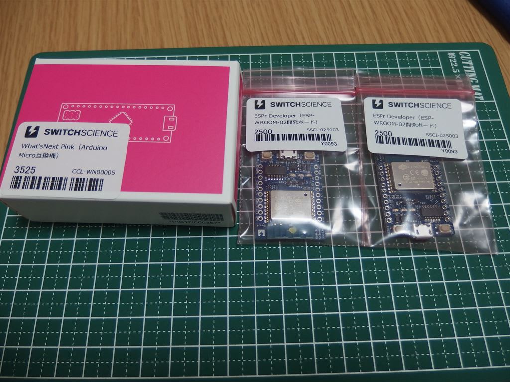 ESP8266とWhat's Next Pink（Arduino Micro互換機）を試す - gomaの雑記