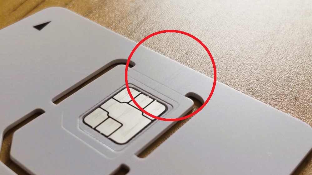 新品のSIMカードに付いている3本線の傷の原因は？そのまま使えるの？ - ガリナリブログ