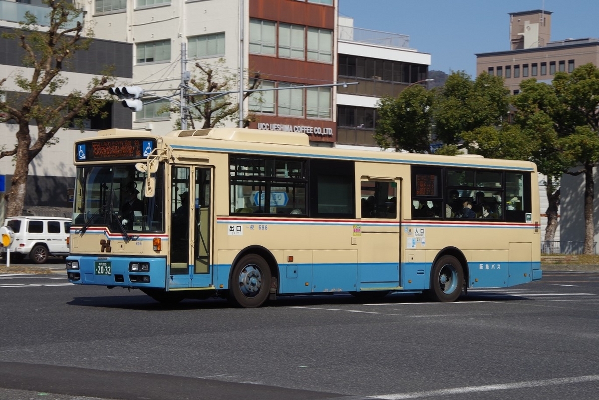 阪急バス 698 - 巴士写真館
