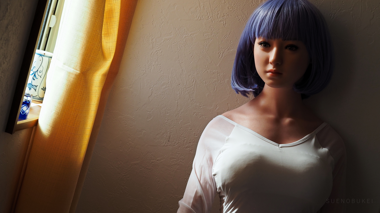 Yui: Her portrait 02 - The quiet beauty of the doll